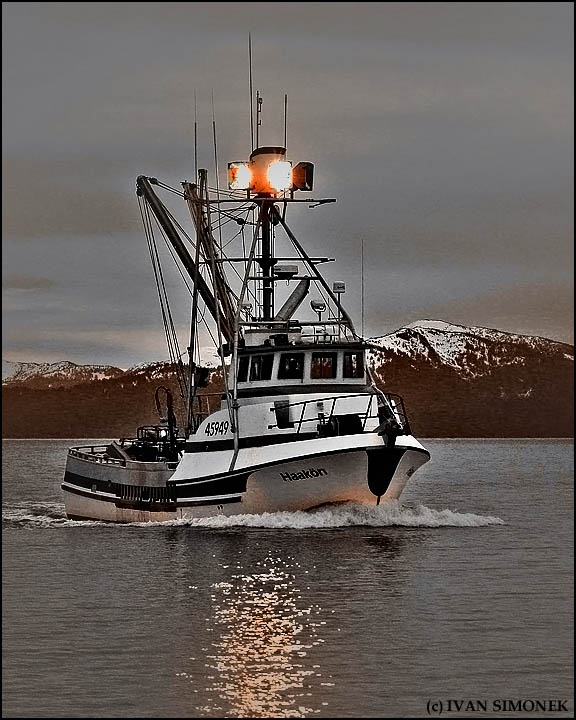 Alaska: fishing boats: Every one of them is different, up to 100 years old.