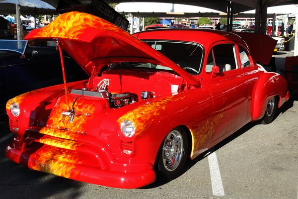 saw something red (Page 13): Patience thy name is Isabeau the Posing ...