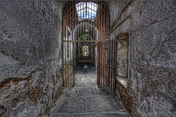 Creepy Cell Blocks: A couple of more shots from inside the historic and ...