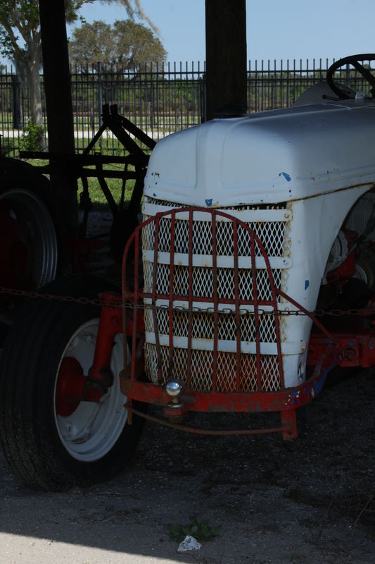Tractors for Trippmeister: It never fails to amaze me what a bunch of ...
