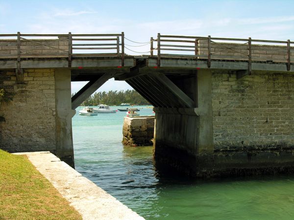 world's smallest draw bridge: I took this in Bermuda a few years ago.