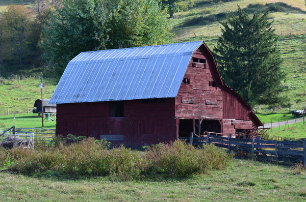 North Carolina Barns: Old barns just beg to be photographed, don't you ...