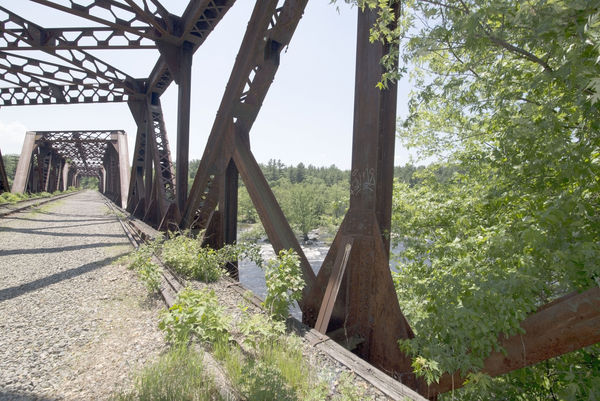 Old & Unused Rail Bridge over Merrimack River, NH: Hi all Here are ...