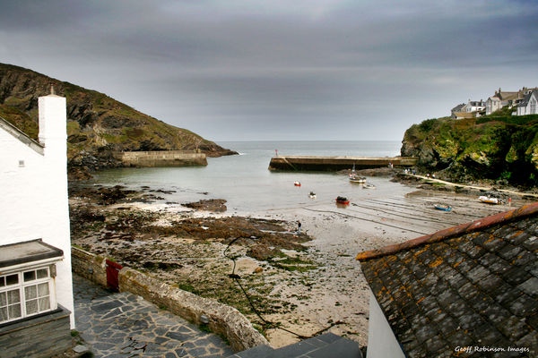 Dr Martins Port Wenn Cornwall: PORT WENN Is the fictional village for ...