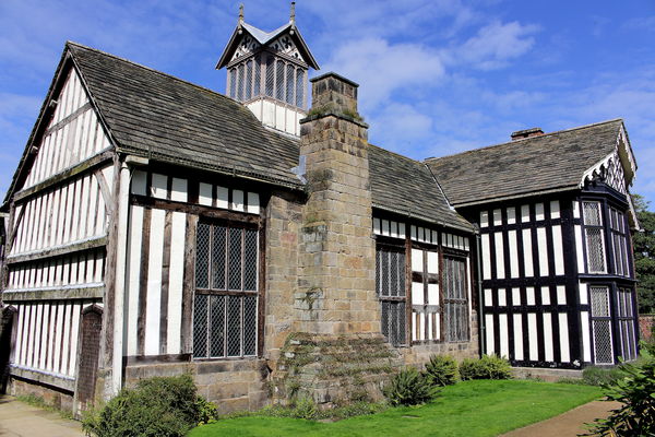 Finest Tudor building - Rufford Old Hall: Follow in Shakespeare's ...