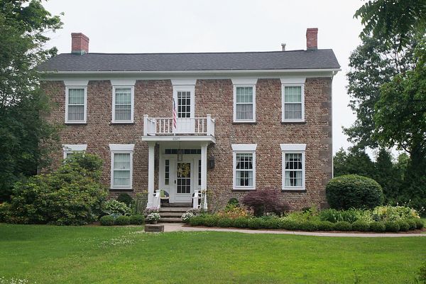 Cobblestone House-Road Trip 2013: We saw several homes made of ...