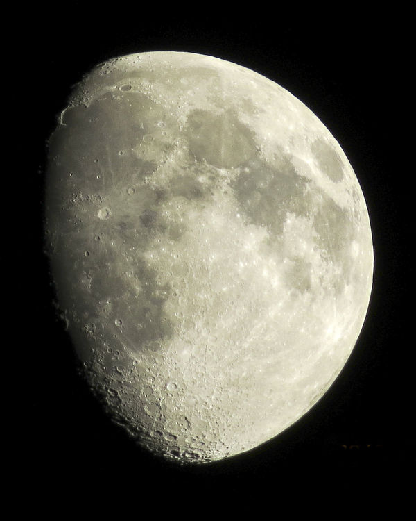 High Contrast vs. Low Contrast -OR- Daytime vs. Nighttime Moon: Anyone ...