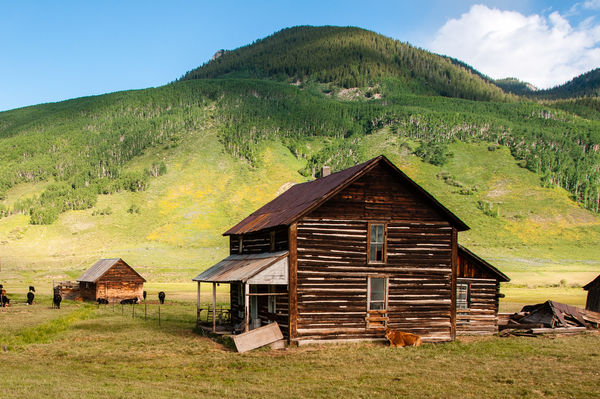 Some ranch buildings are still here: This ranch is still functioning ...