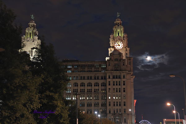 Liverpool night shots: Liverpool UK night shots mix :sm24: :sm24:...