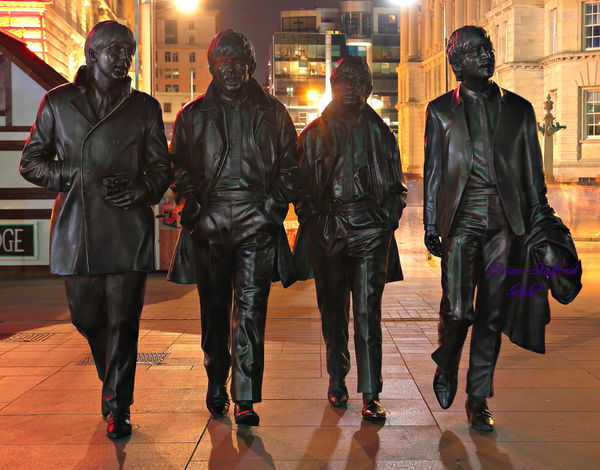 Liverpool night shots: Liverpool UK night shots mix :sm24: :sm24:...