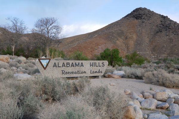 Arches And Formations Of The Alabama Hills: A great place to visit this ...