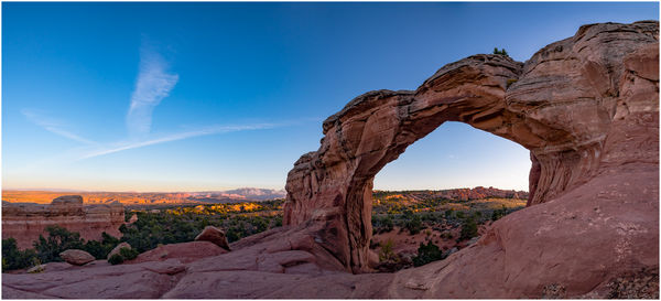 Broken Arch: Evening in Arches NP.