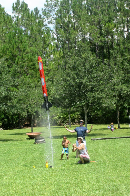 Water Rocket Launch: I took this sequence at a family gathering on 4th ...
