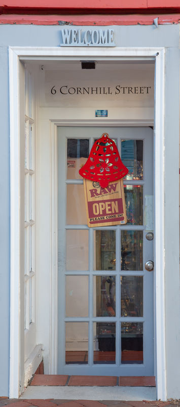 Beatiful doors and windows in Annapolis: Situated on Chesapeake Bay ...