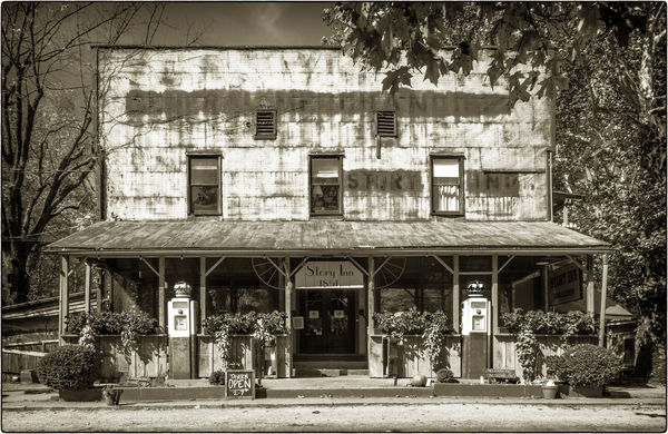 The Story Inn at Brown County, Indiana: Story is a quaint community in ...
