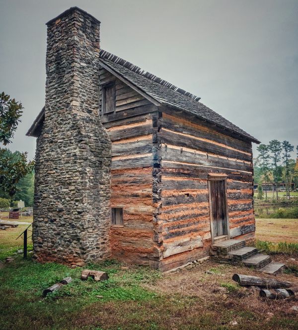 Fort Yargo State Park.....Decent Scenery Plus Old Buildings: I took ...
