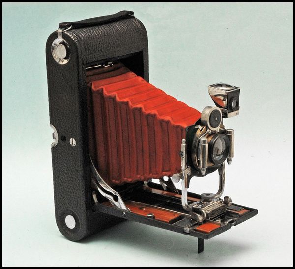 Some old cameras: From my past collection.