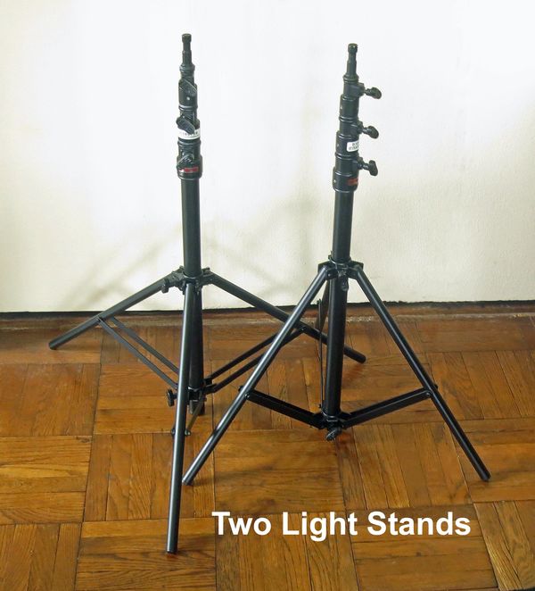 Two Matthews B389788 Medium Duty Light Stands with Brake – New ...
