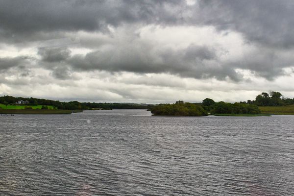 Northern Ireland: Loch Erne: Lough Erne (/lɒx ɛərn/ LOKH AIRN, from ...