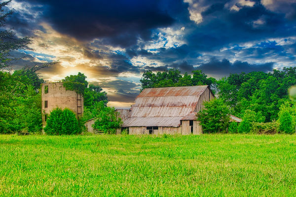 Mississippi Barn: This was taken in Hernando Mississippi. There are new ...