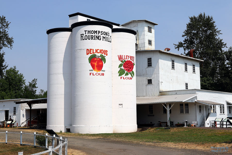 A VIsit to Thompson's Flour Mill: A water powered Grist Mill - Shedd ...