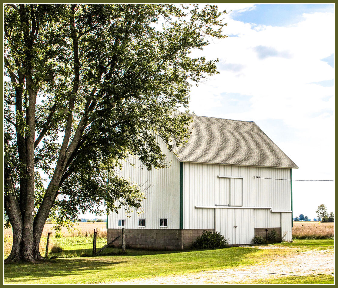 Another Madison County Barn: This nice-looking small barn is located ...