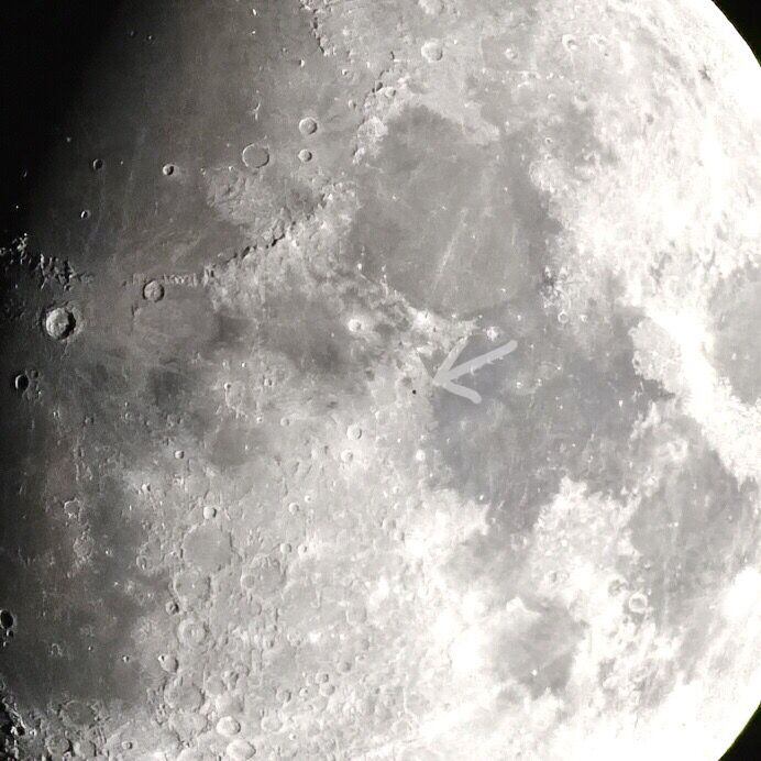 What is it : I shot the moon the other night with my D850 in crop mode ...