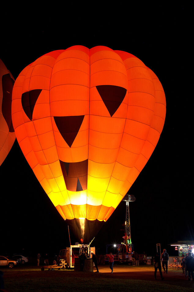 Lasers, Fireworks, Glowing Balloons: Slatington Hot Air Balloon ...