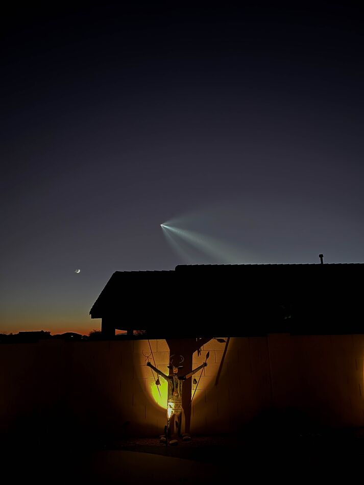 Lucky Phone Shot: Went out to see the crescent moon and suddenly this ...