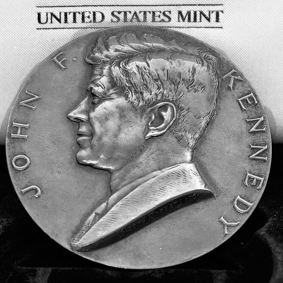 President Kennedy: A medallion I bought years ago.