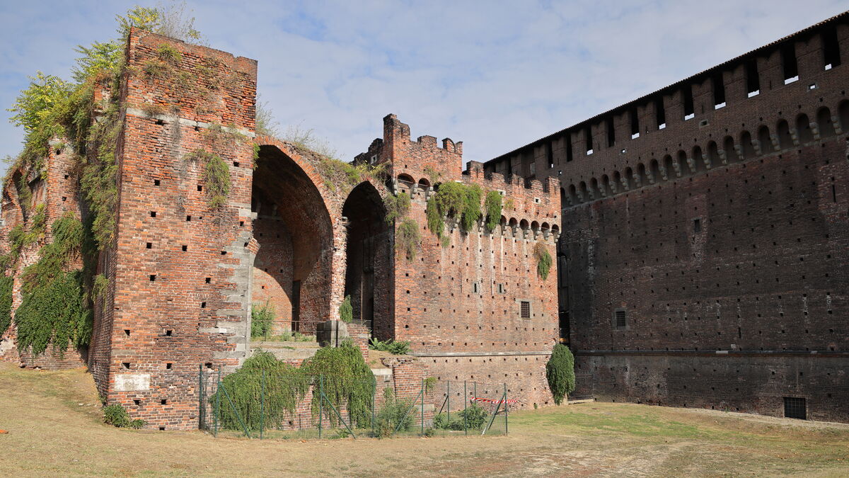 Ancient Ruins Milano Italy: Ancient Ruins Milano Italy...