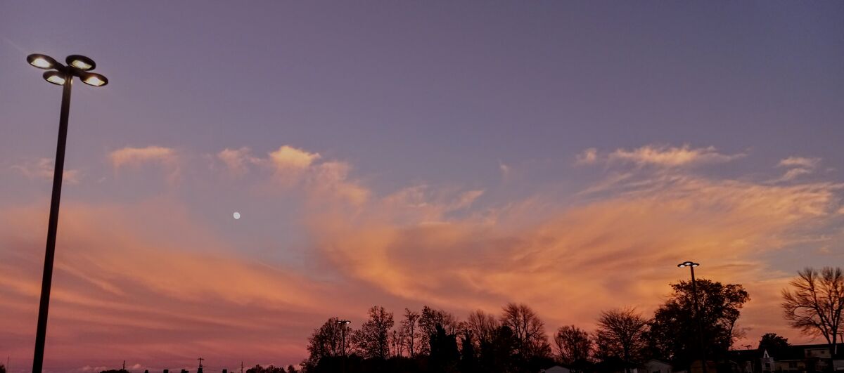 Sunset in Paducah,KY: Pic I took Friday, November 4th, 2022...