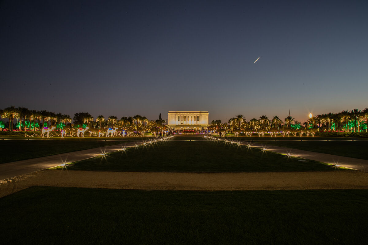 Mormon Temple Christmas Lights: From a sequence of 639 stills for a ...