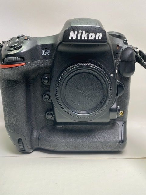 NIKON D5 High Mileage Low Price: I have a Nikon D5, CF version, that ...
