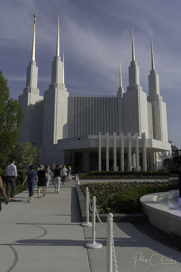 Washington DC Mormon Temple: The Mormon Temple in Washington, DC is ...