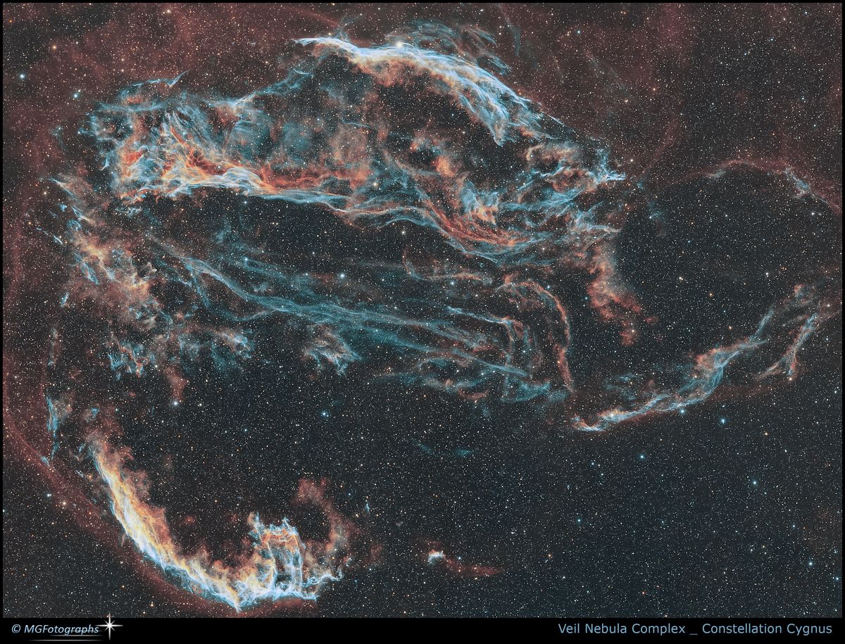 Veil Nebula Complex: Wide Field of the Veil Nebula Complex within the ...