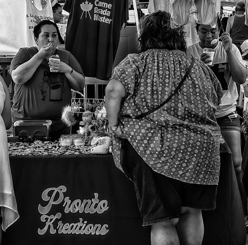 At the Pronto Kreations Table: :sm01:...
