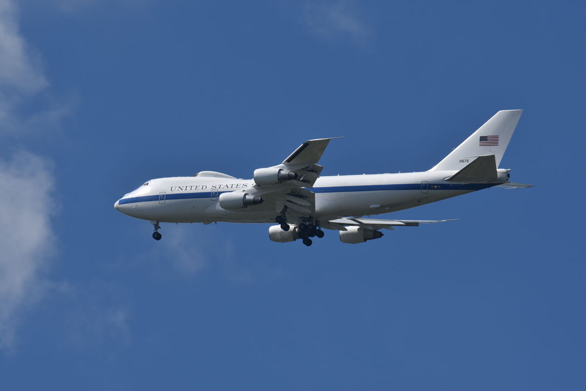 Air Force E-4B serves as the National Airborne Operations Center: This E4B flew over my house at ...