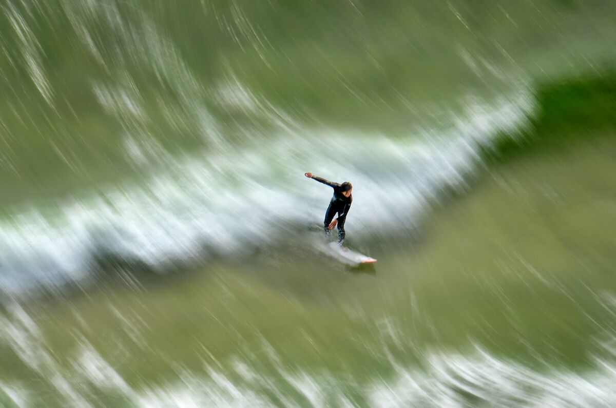 Josh Adamski Effect: Well, it's a warm but stormy rainy day here today ...