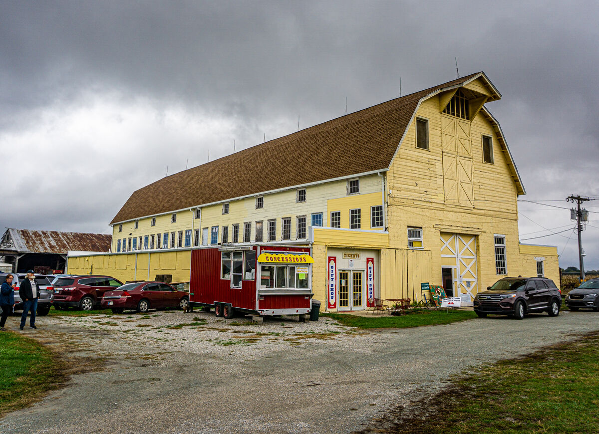 Exhibits in the Circus Barn: Headquarters for this year's Indiana Barn ...