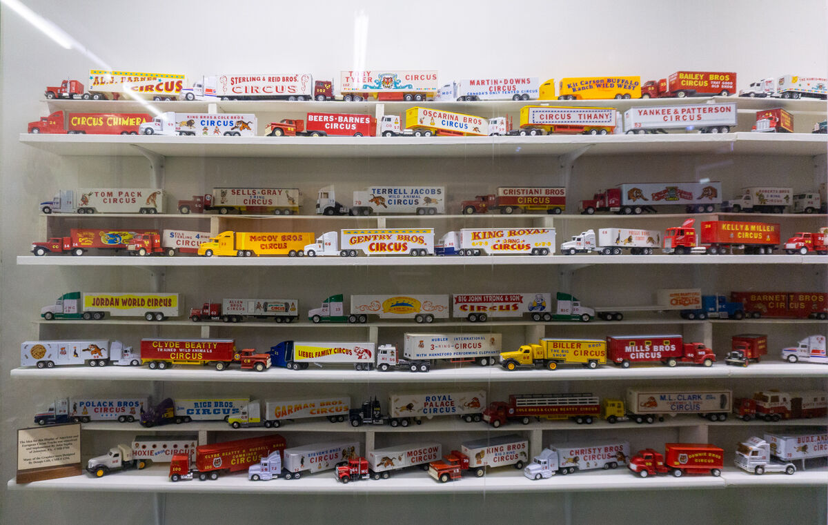 Exhibits in the Circus Barn: Headquarters for this year's Indiana Barn ...