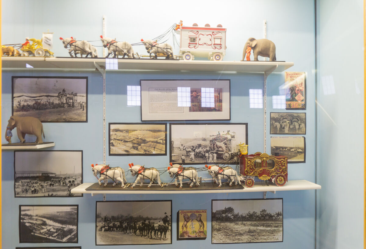 Exhibits in the Circus Barn: Headquarters for this year's Indiana Barn ...