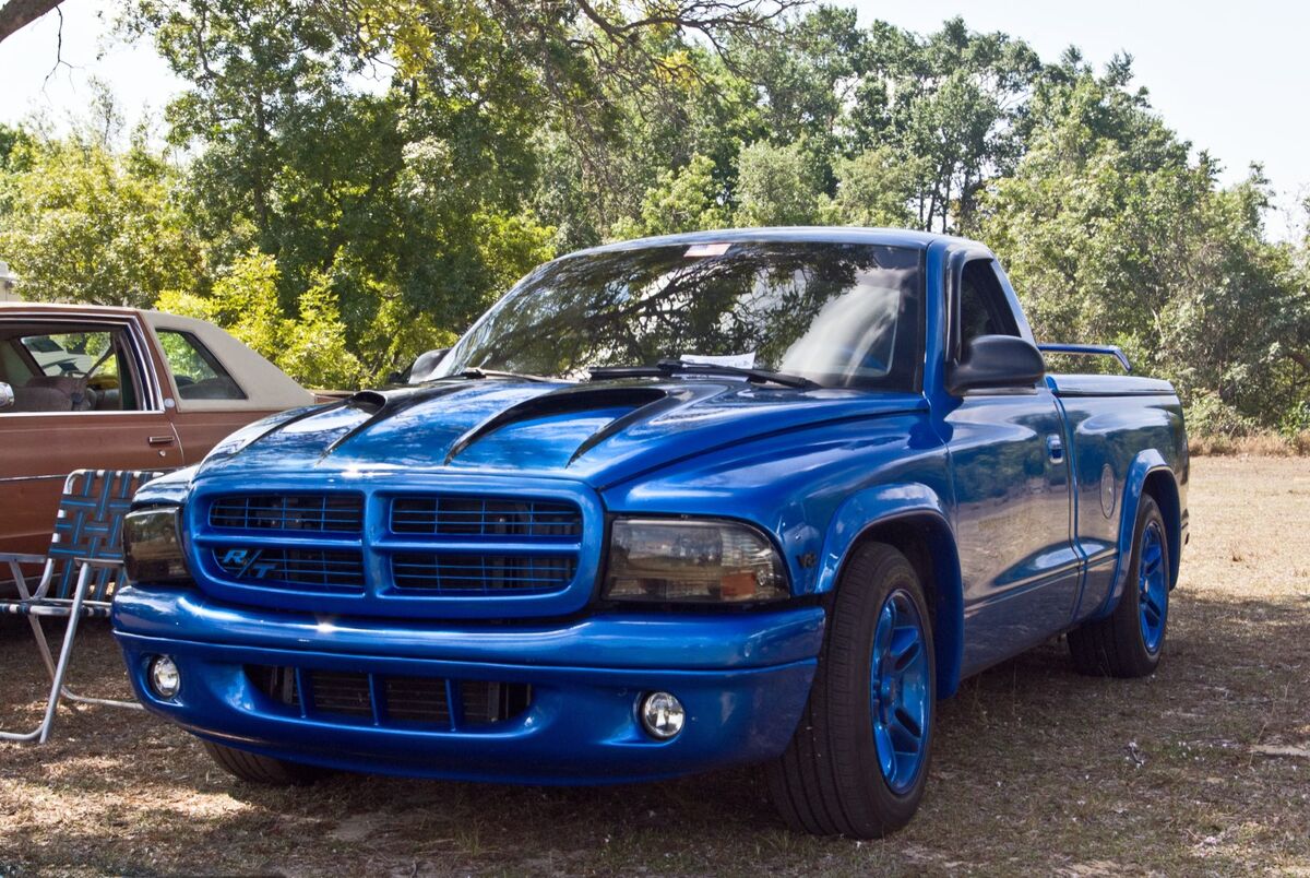 Truckin' at the Cruise-in: Beautiful day, very comfortable with temps ...