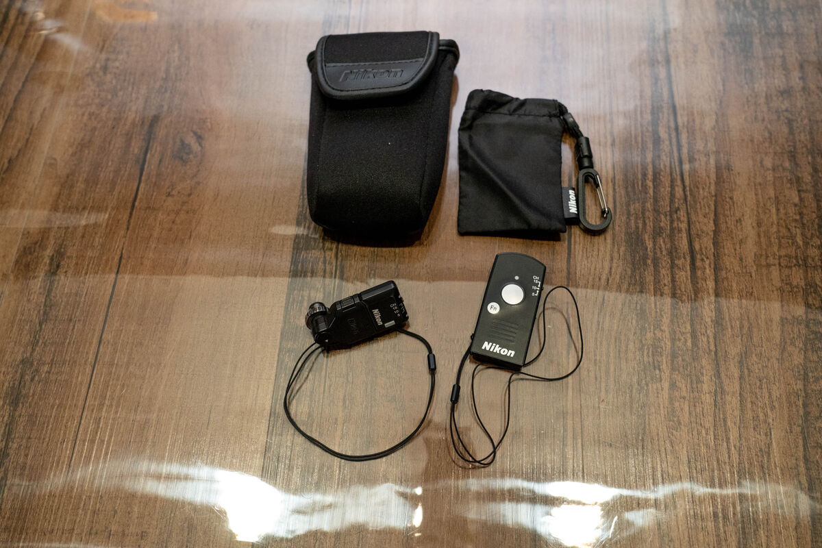 NIKON wr-10 Wireless Remote Control Set - SOLD! Comes with WR-R10 ...