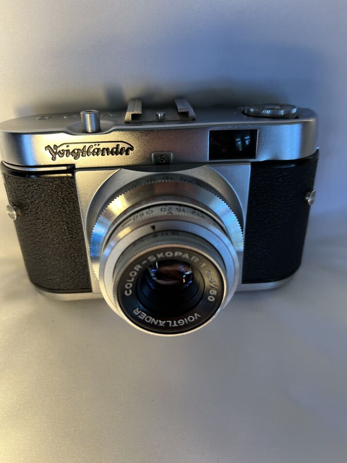 Lot of German Cameras: Rettinettei iA, Voigtlander Vito B, Beirette VSN ...