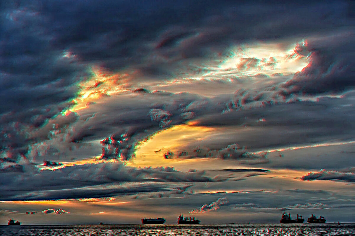 3D - Scenic: You will need a pair of anaglyph glasses to view it in 3D ...
