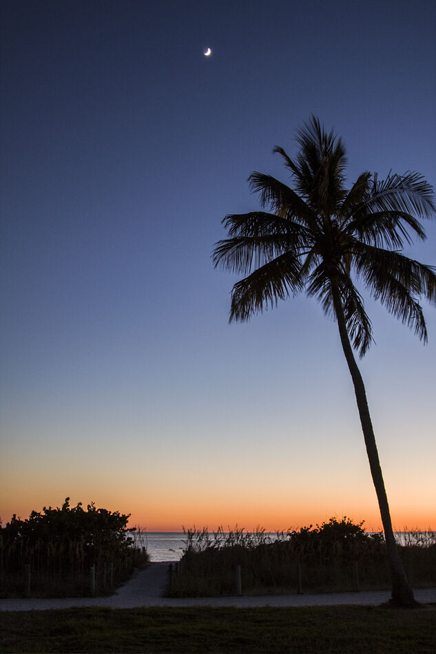 Another Sanibel Sunset (With Moon): This is another of my Sanibel ...