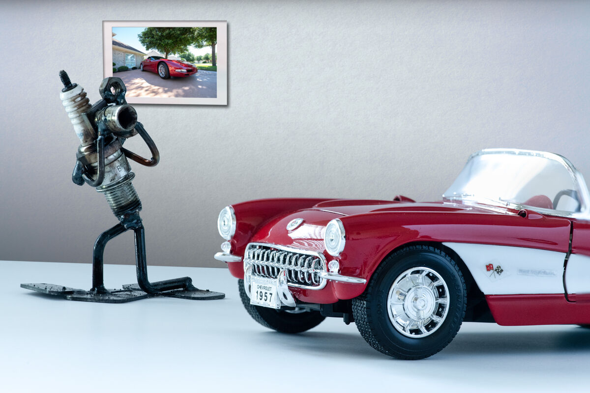 Sparky's Studio: Sparky taking photos of his favorite car in his new ...