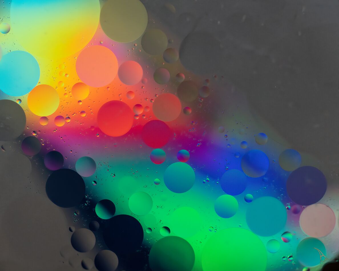Birefringence Abstract: "Wanderers" in naturally occurring composition ...