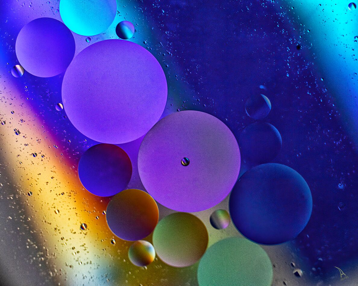 Birefringence Abstract: "Wanderers" in naturally occurring composition ...